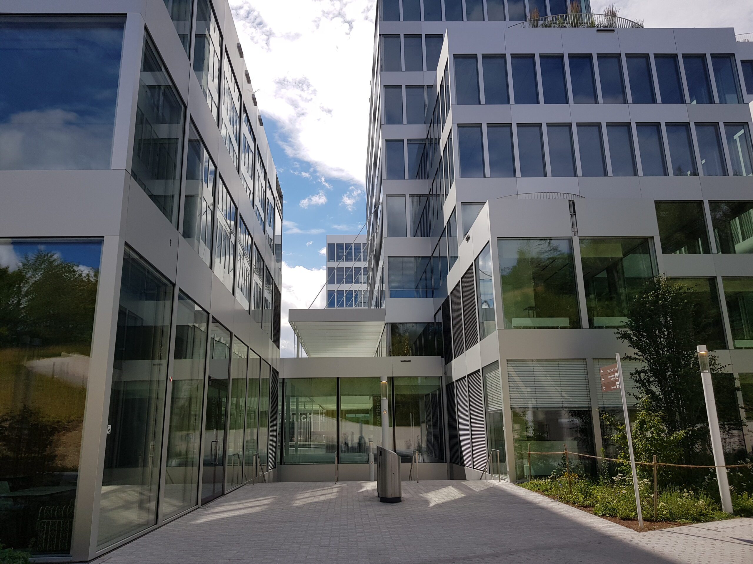 The Circle Convention Center | the-circle-zuerich-tagungszentrum.ch ...